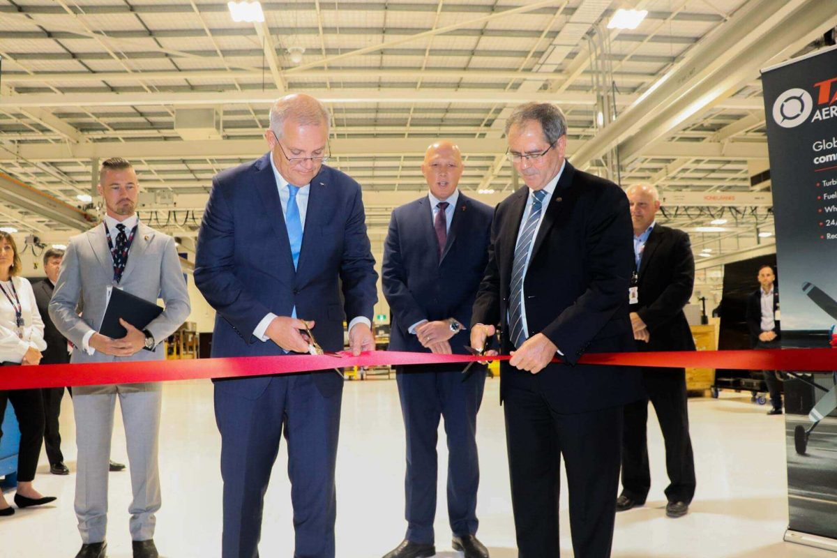 Prime Minister Officially Opens Turbine Engine Maintenance Facility ...
